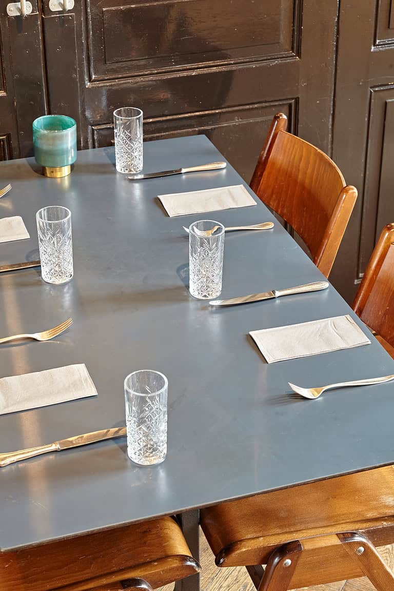 Perron – Brasserie & Bar in Basel